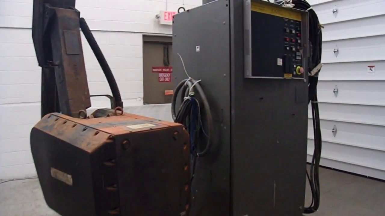 Fanuc P-100 Painting Robot W/Fanuc System R Model H Controller STE2257 ...