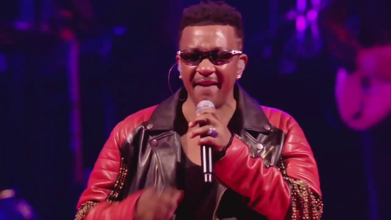 JT TAYLOR GET DOWN ON IT (LIVE Ladies of Soul 2018) - YouTube