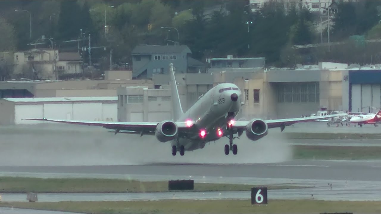 Boeing Field-King County International Airport (KBFI) Spotting - YouTube
