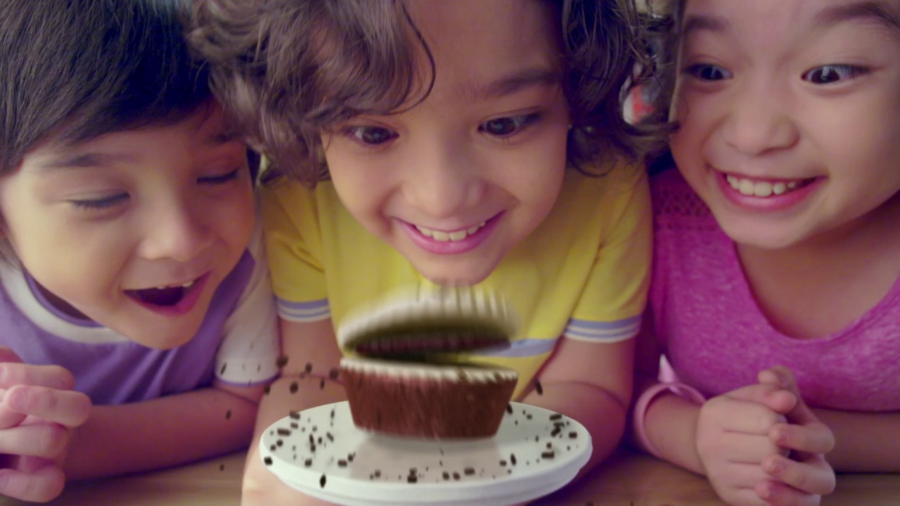 Topps Cookie Monster COOKIE MONSTER 15s - YouTube