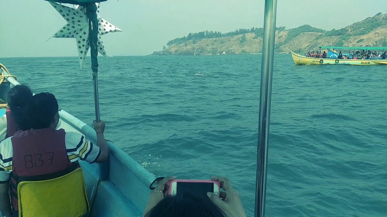 Dolphin ride in Goa Agoda Fort - YouTube