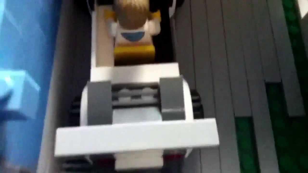 Lego custom garage that can hold 2 cars (MUST SEE) - YouTube