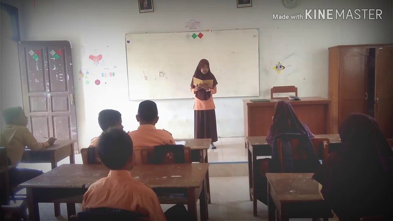Belajar berpidato dikelas!!! - YouTube