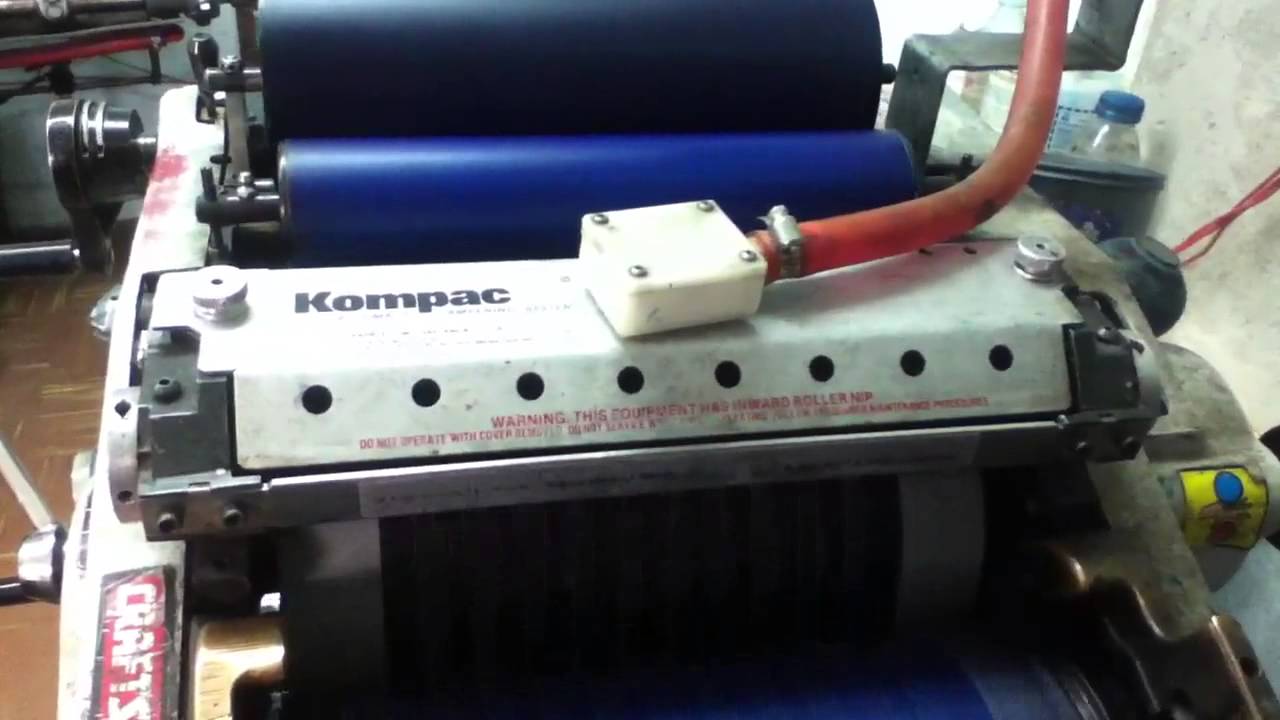 Multilith 1250 imprimiendo sólidos - YouTube