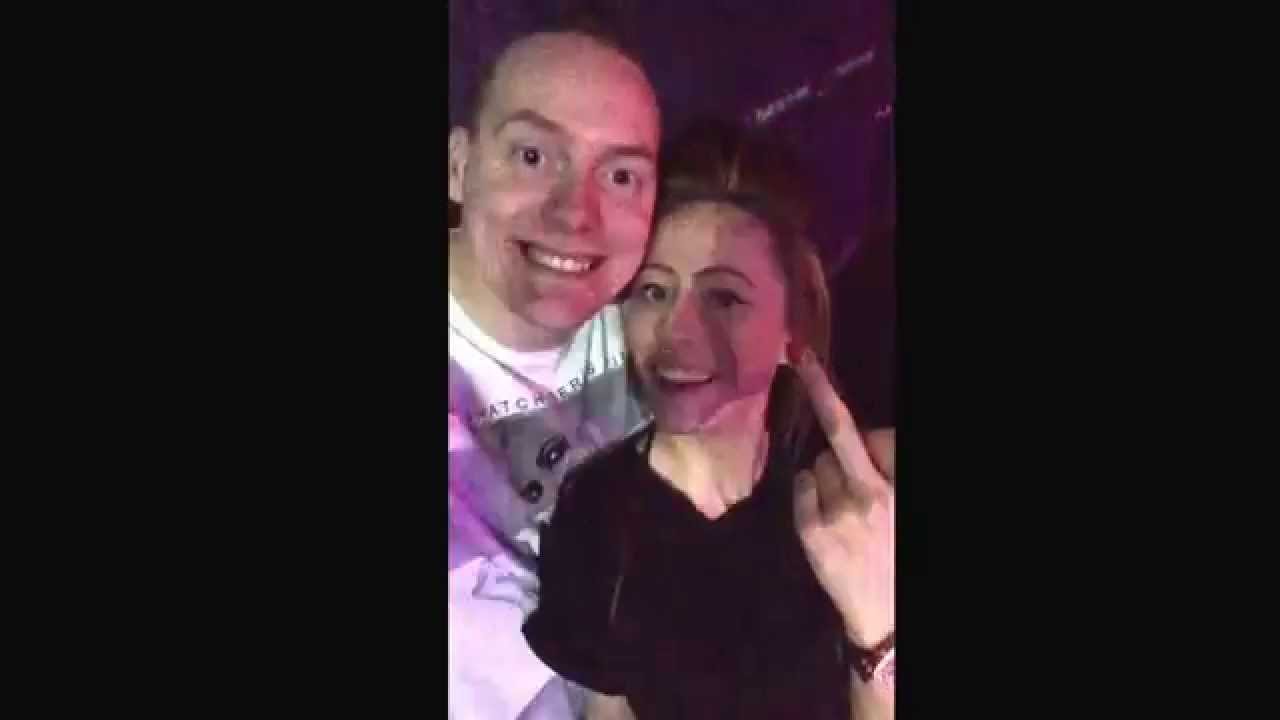 Fake selfie rave edition - YouTube