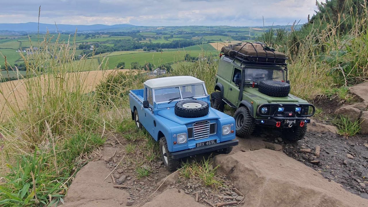 RC Land Rover Forest Run #rccrawler #boomracing - YouTube