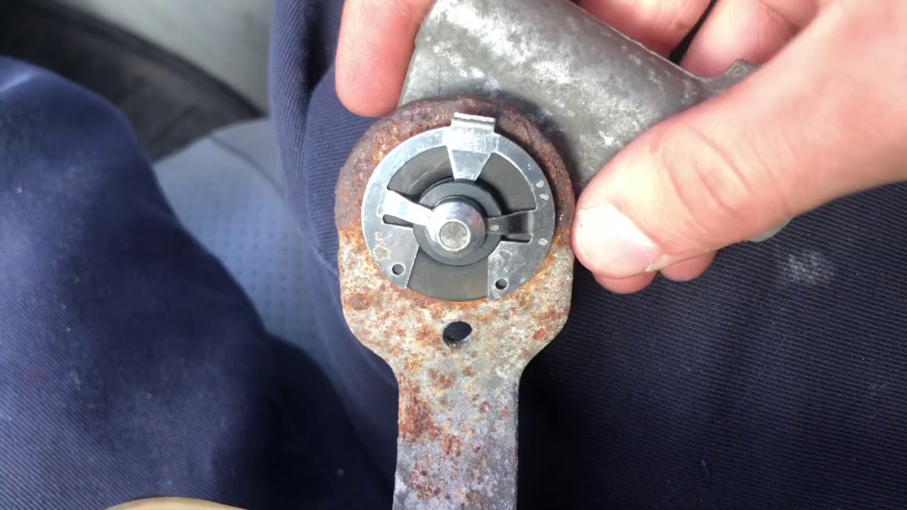 How to remove and install Mercedes Benz c320 4matic shifter module ...