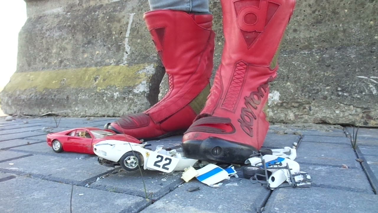 Vintage Daytona Motorcycle Boots stomp, trample and destroy 2 modelcars ...