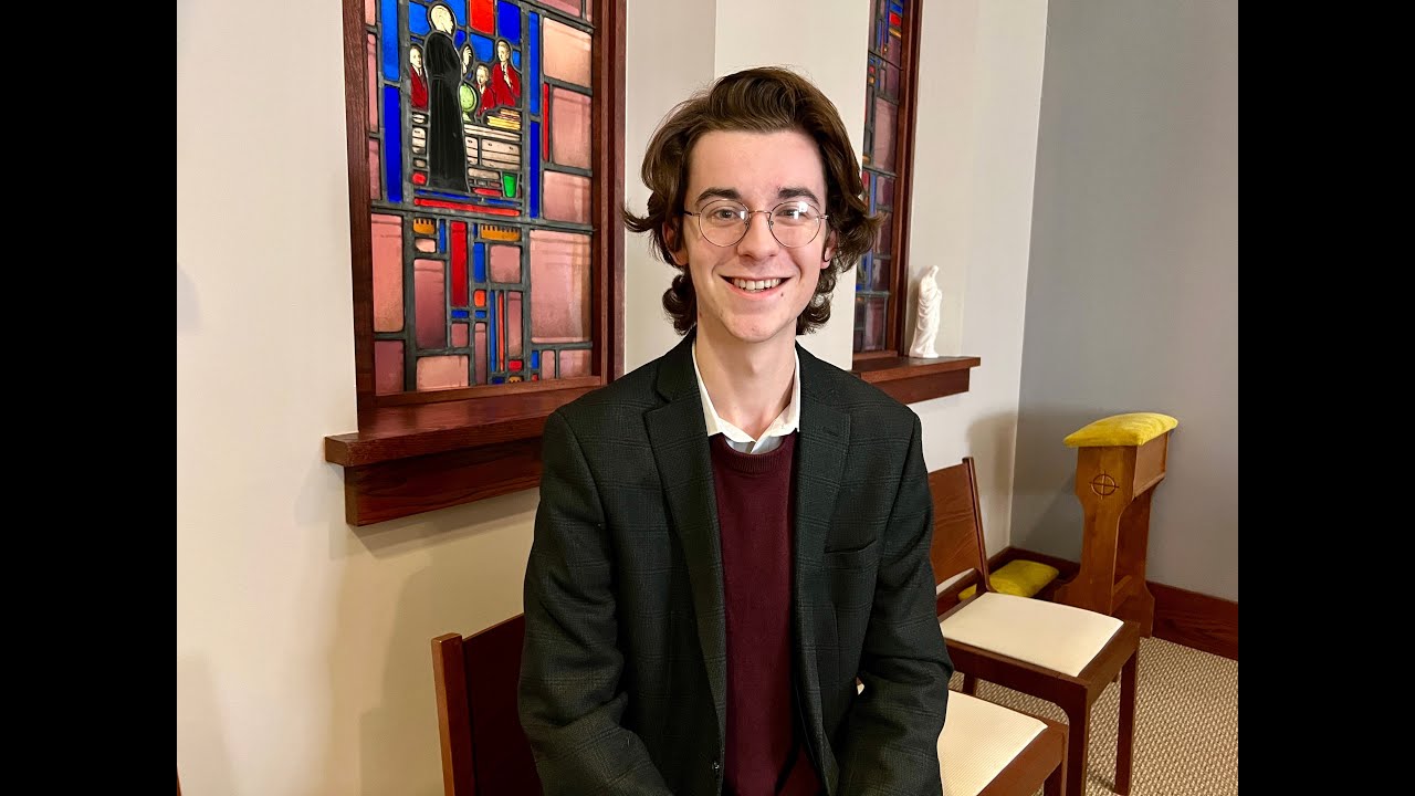 Red Blazer Tradition at Saint Edmond's - Liam Furlong - YouTube