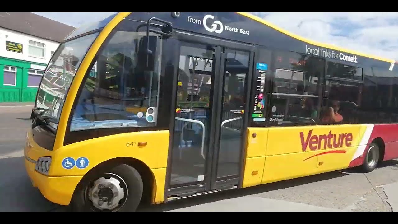 Go North East Venture V4 and V9 departing Consett Bus Station (07/07 ...