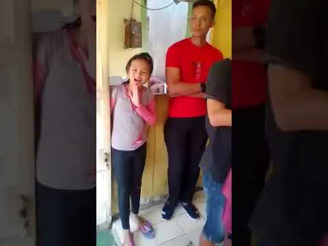 usia masih belia tapi bersuara merdu banget