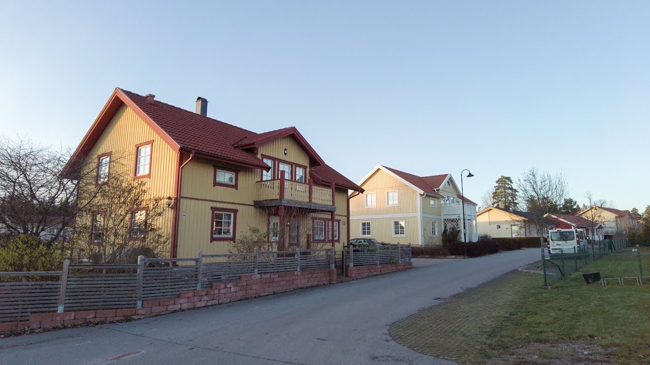 Walking in Swedish Neighborhood Stenhagen in Uppsala (4K, 60fps) - YouTube