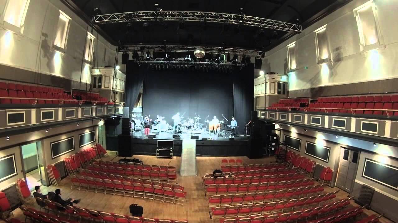 dBS provides sound and lighting for a show in The Parr Hall Warrington ...