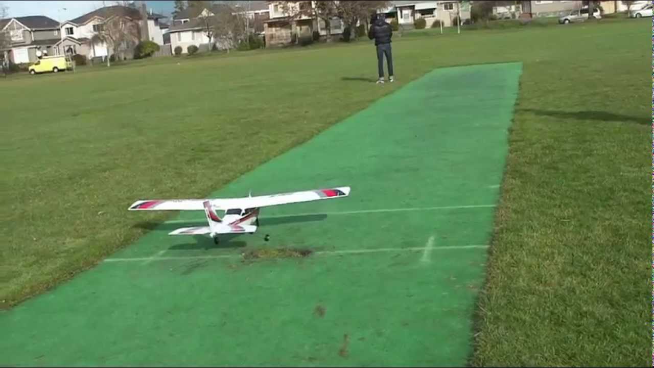 E-Flite Apprentice 15e RC Plane - YouTube