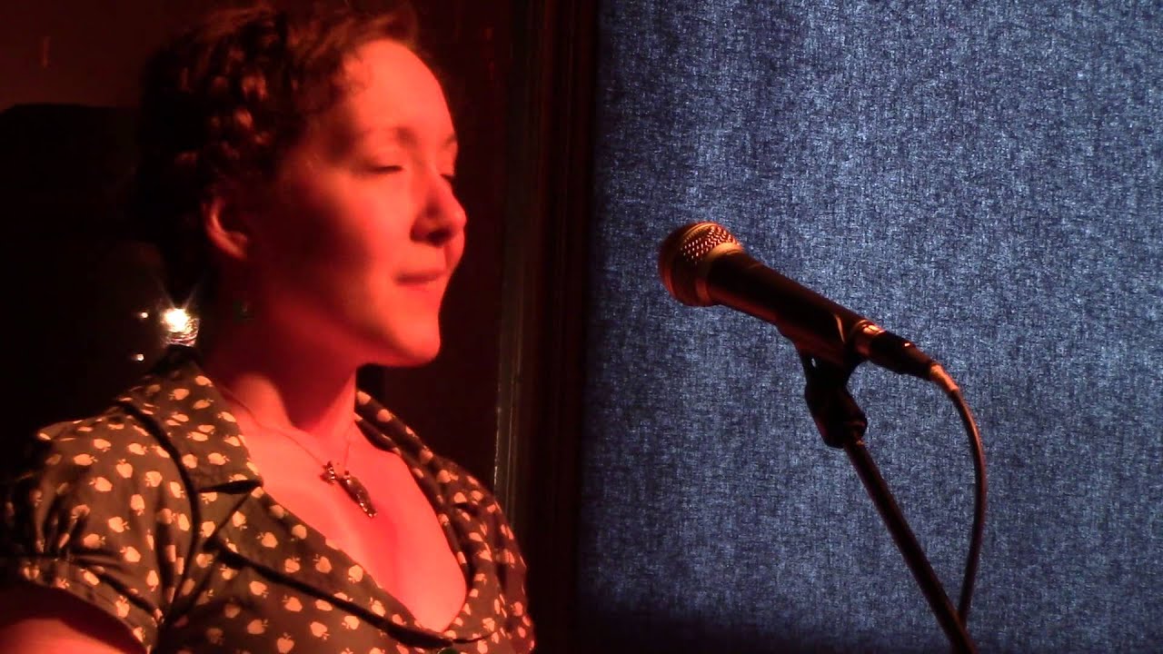 Daisy Edwards @ Grizzly Pear - YouTube