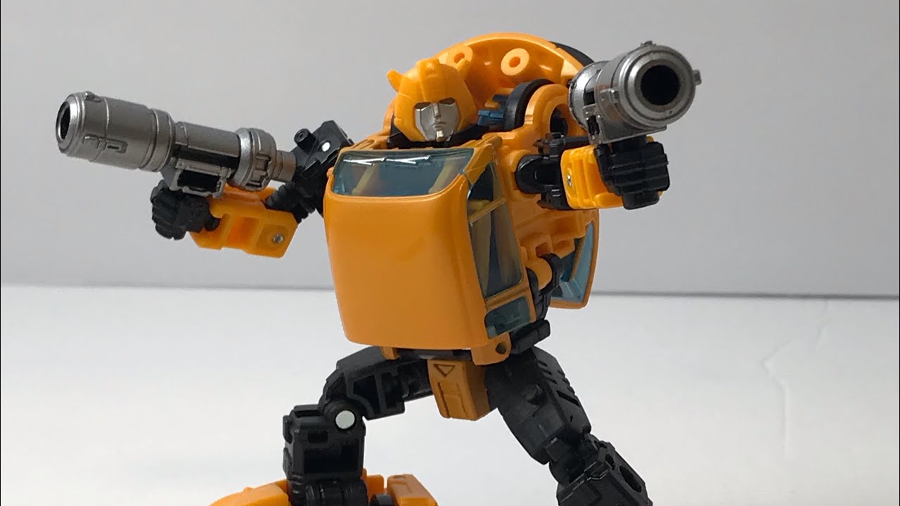 Transformers Netflix Bumblebee - YouTube