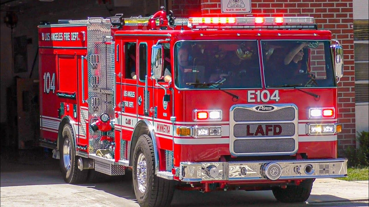 *Back in Service after 3+ Years* LAFD Engine 104 Responding - YouTube