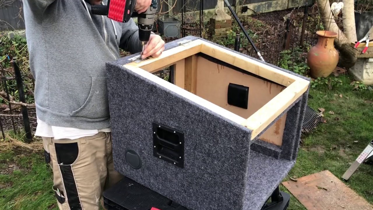 DIY Behringer X2442USB Mixing Desk Rack Cabinet Build (Taster) - YouTube