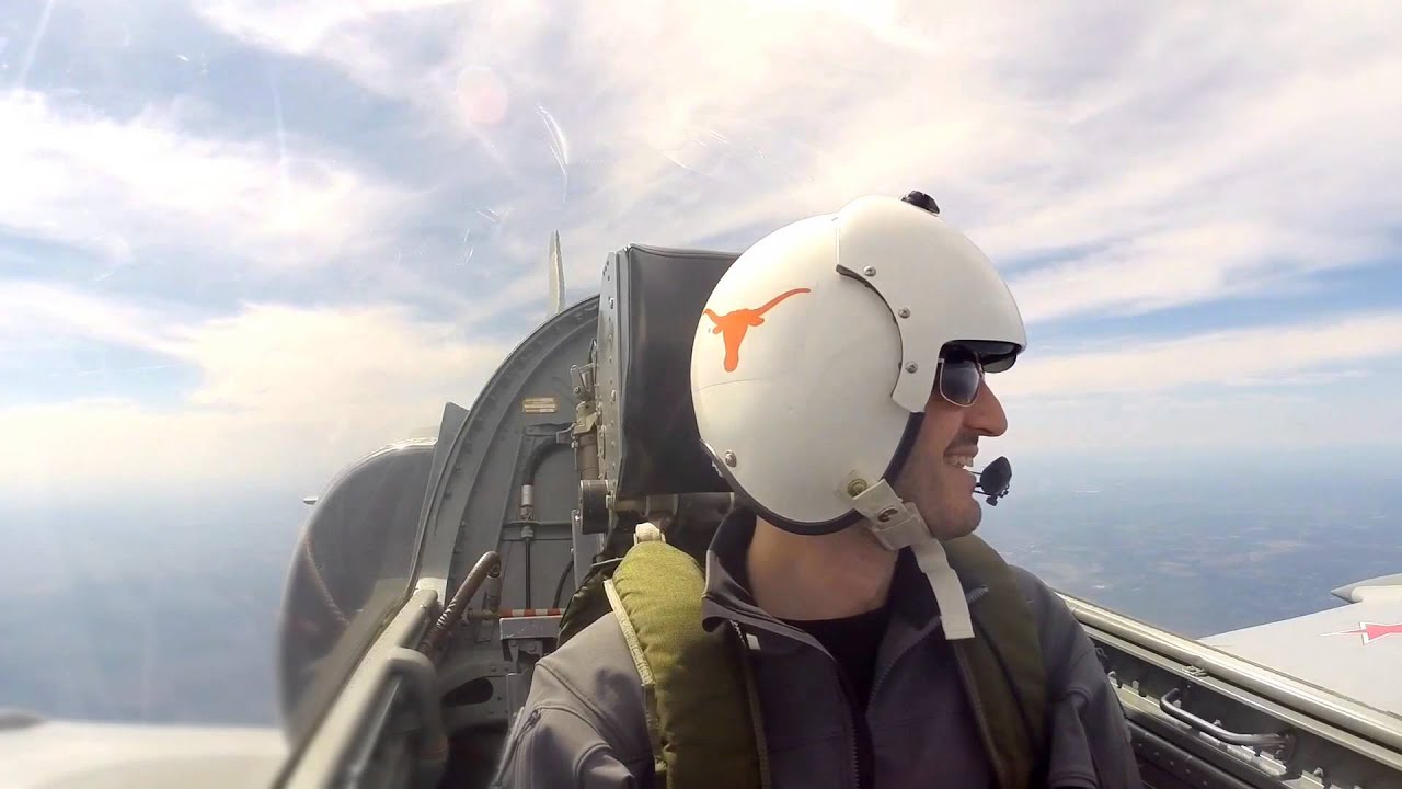 FlightPro takes the L39 Fighter Jet for a spin - YouTube