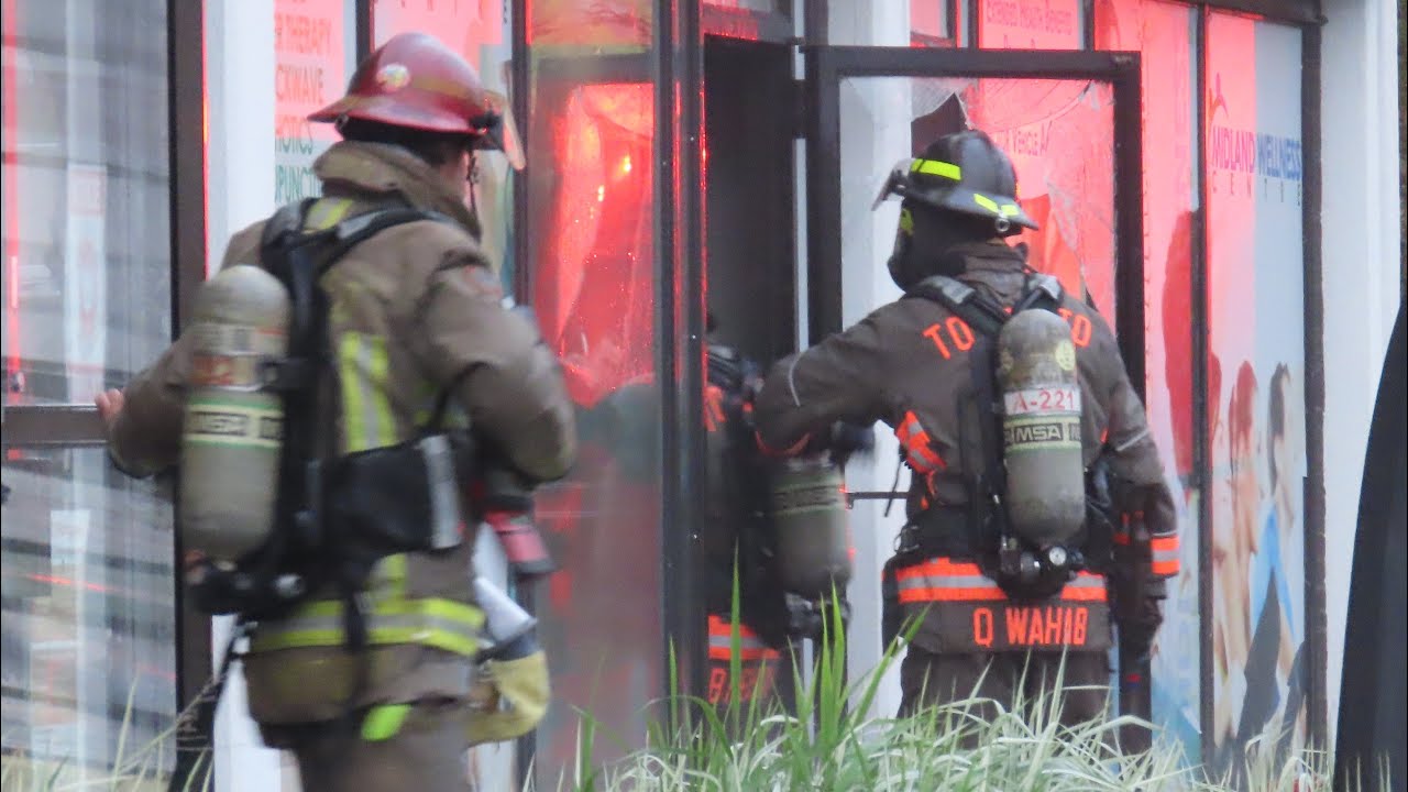 Toronto Firefighters Commercial Fire 5-26-2024 - YouTube