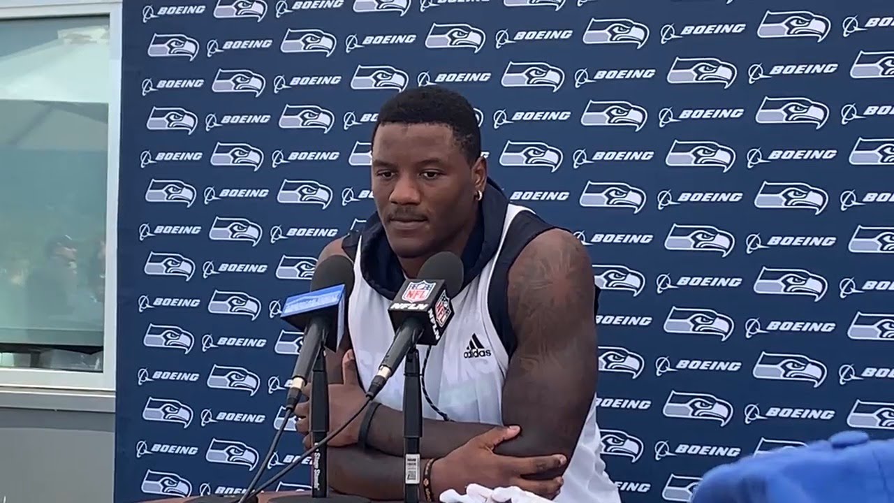 RB Chris Carson post-knee surgery on 10th day of Seahawks training camp ...