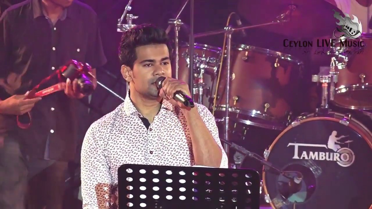 Sanda Nidanna - Raveen Kanishka Sundara Rathriyak live in concert - YouTube