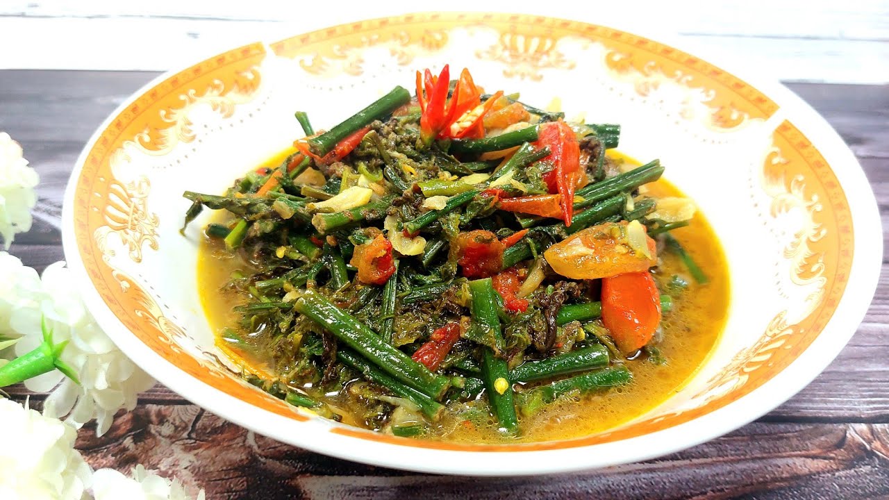 Pedas, Gurih, dan creamy.! | Resep Sayur Pakis Pedas - YouTube