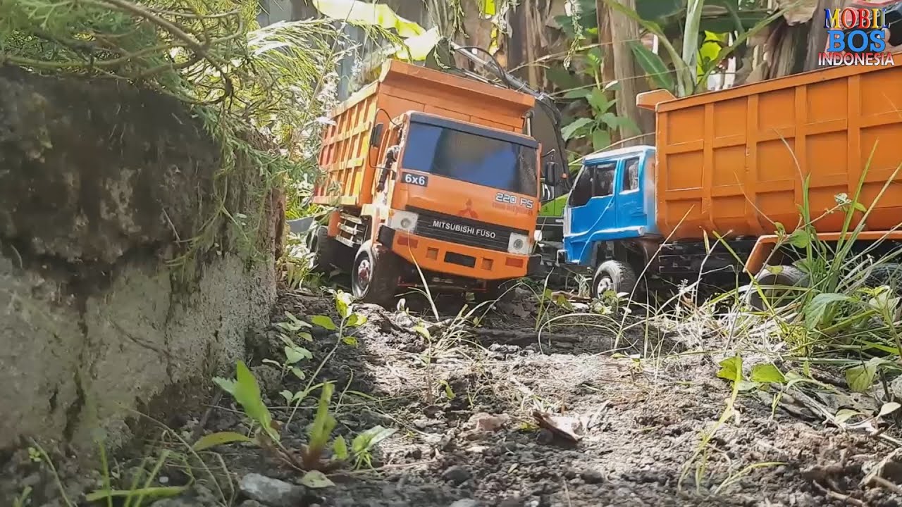 Sopir RC Truk Miniatur Emosi - Muat Pasir Pakai Beko Excavator - YouTube