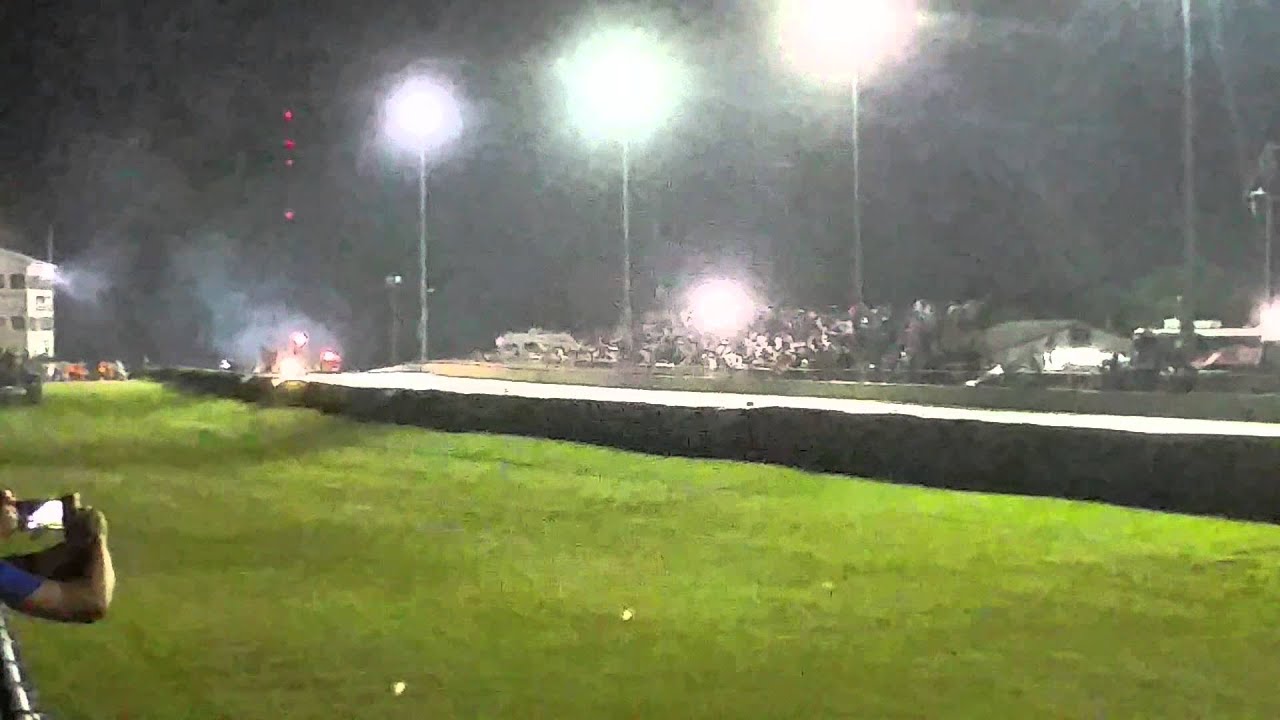 Secret weapon jet tank vs mater jet tow truck 7-15 - YouTube