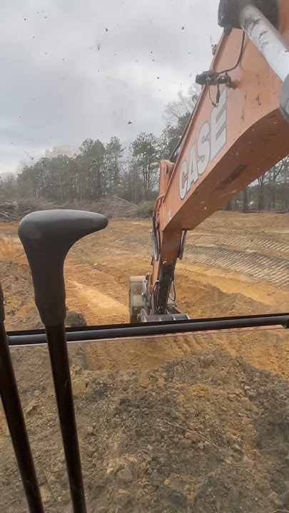 Case 210 digging - YouTube