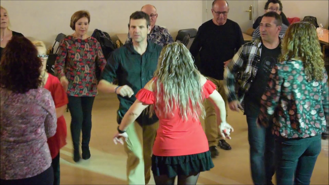 BAMBOLEO RUMBA RAYA REAL - YouTube