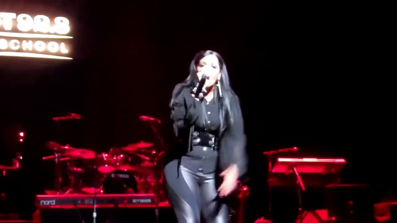 Trinere - I know You Love Me (Freestyle Explosion 2013) - YouTube