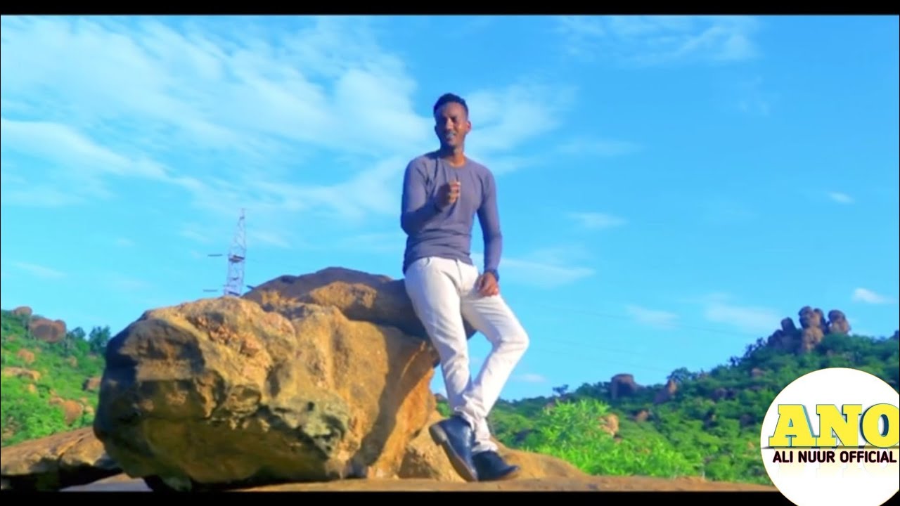 XARIIR AXMED || HEESTII || IDHOWR DHOWRA|| MUSIC OFFICIAL ||2020 - YouTube