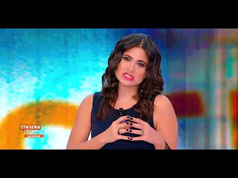 Veronica Gentili, cosce interessanti a Stasera Italia (19-01-2020)