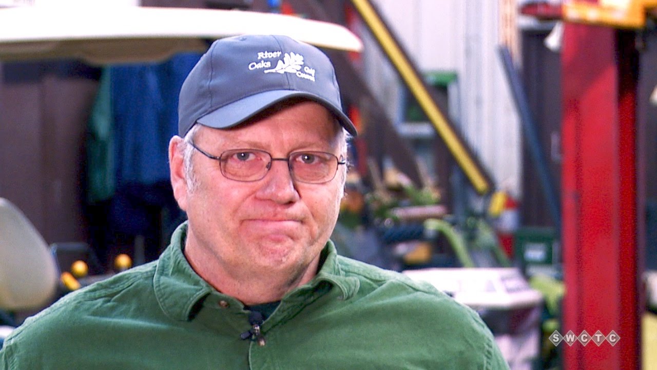 City Faces: Ben Ratzlaff, River Oaks Golf Course Superintendent - YouTube