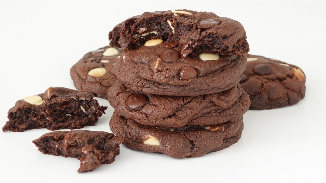 The SECRET to Making Perfect Chunky Cookies Every Time - YouTube