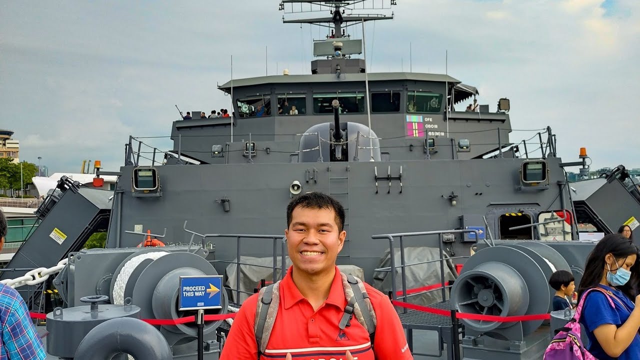 Navy @ Vivo 2023 + RSS Endeavour Ship Tour - YouTube