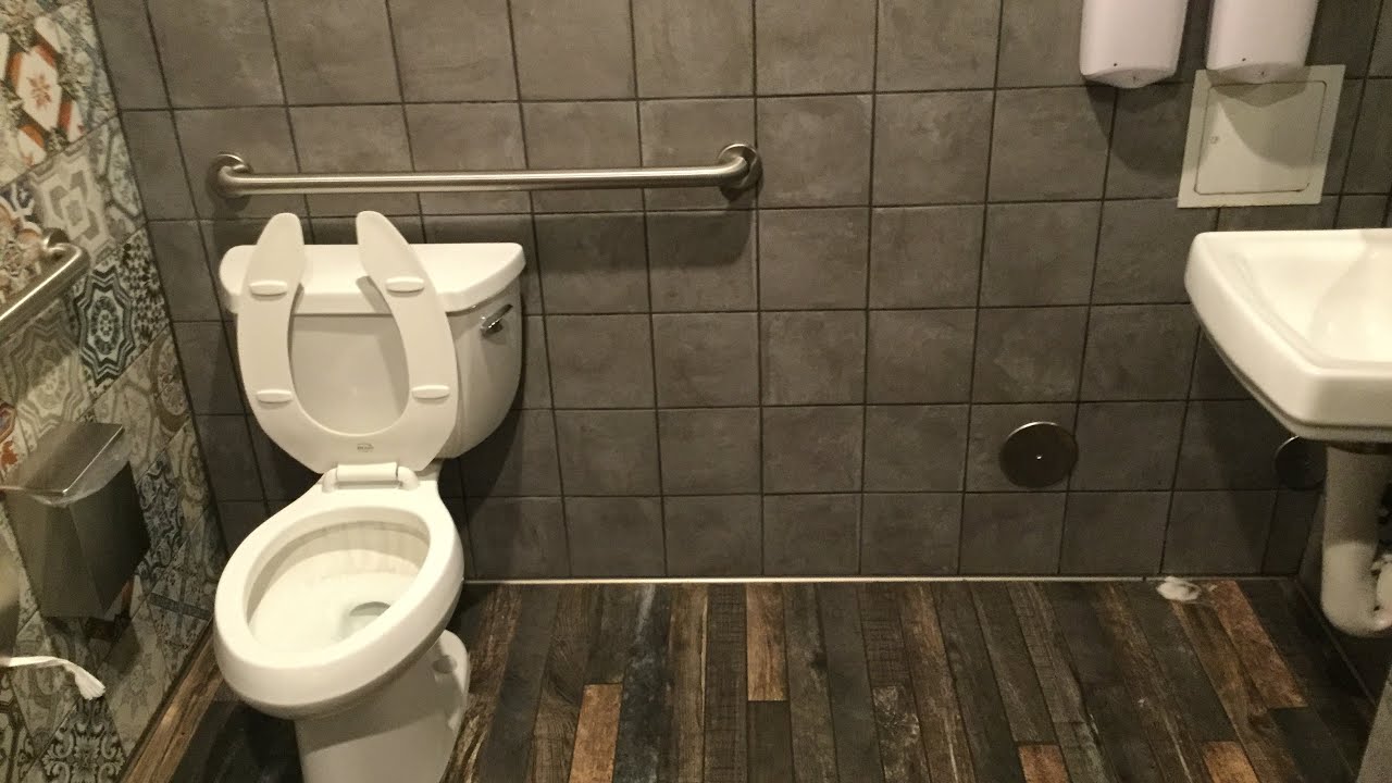 Restroom Shoot: Taco Bell, Burkburnett TX - YouTube