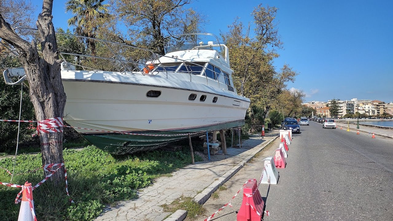 ΑΠΙΣΤΕΥΤΟ ..ΚΑΡΑΒΙ ΣΕ ΑΛΣΟΣ ΤΟΥ ΔΗΜΟΥ ΚΕΡΚΥΡΑΣ ΛΕΣ ΚΑΙ ΕΙΝΑΙ ΚΑΡΝΑΓΙΟ ...