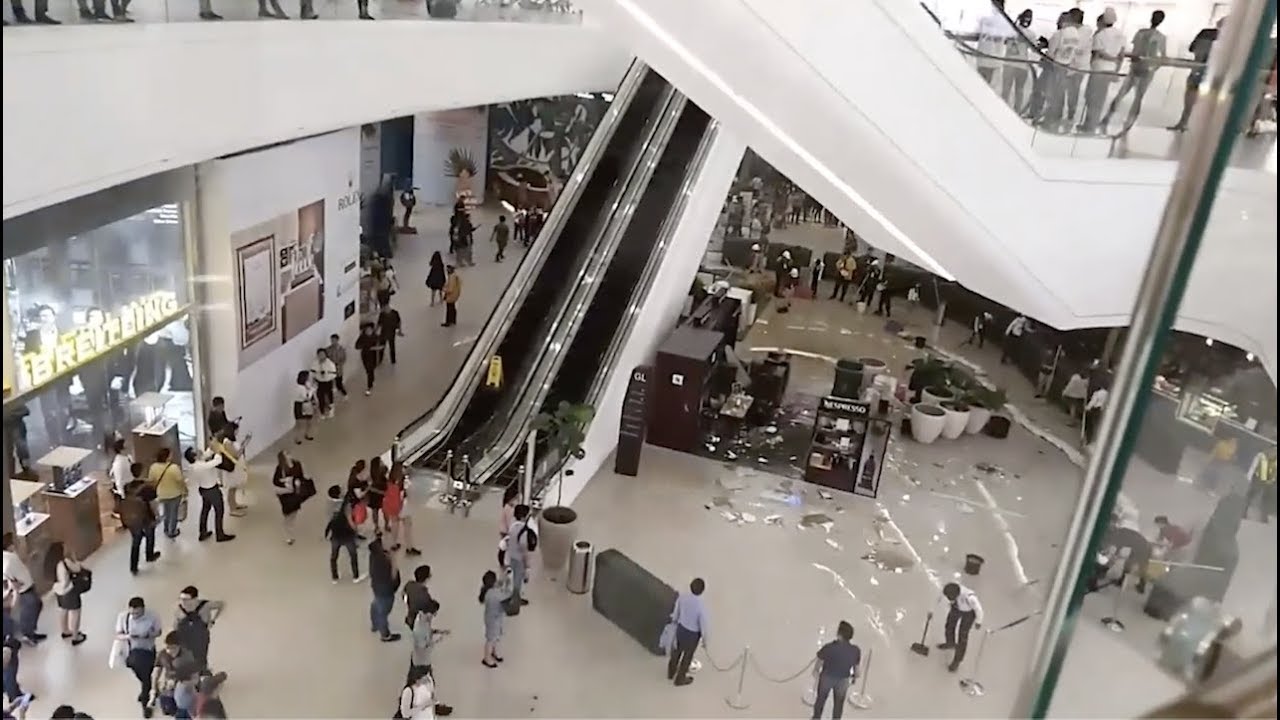 Ceiling Collapse Escalator | Shelly Lighting