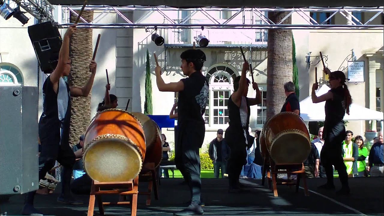 Senryu Taiko UCR at Lunar Fest Riverside - YouTube