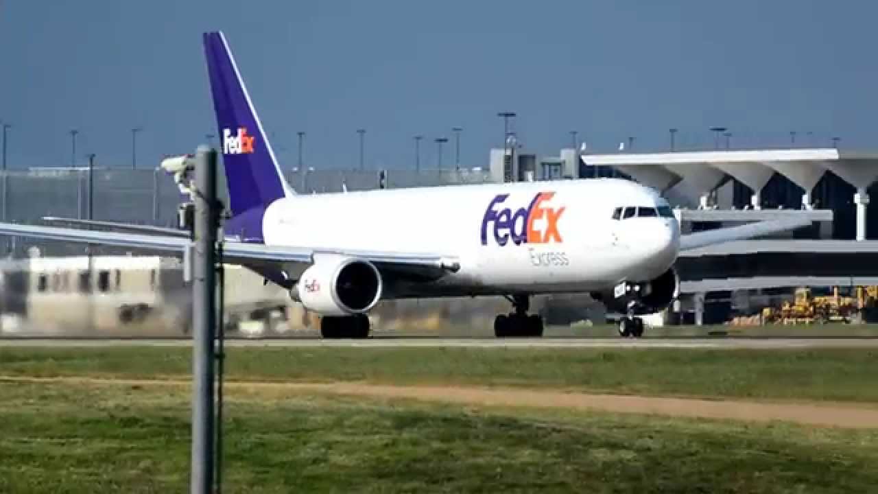 Spotting KMEM: FedEx Madness PT.3 Afternoon Rush Hour - YouTube