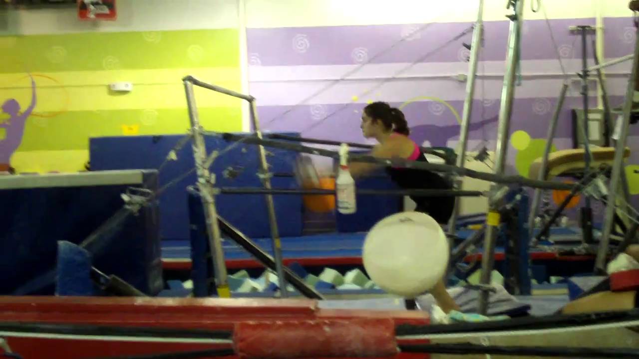 cast handstand fail - YouTube