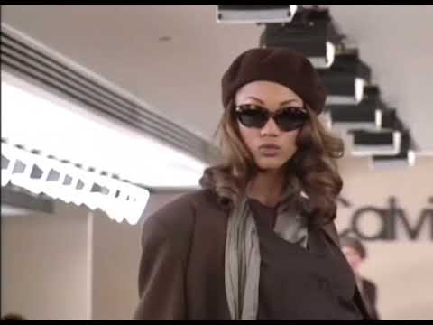 Tyra Banks On The Runway - Calvin Klein Fall/Winter 1992