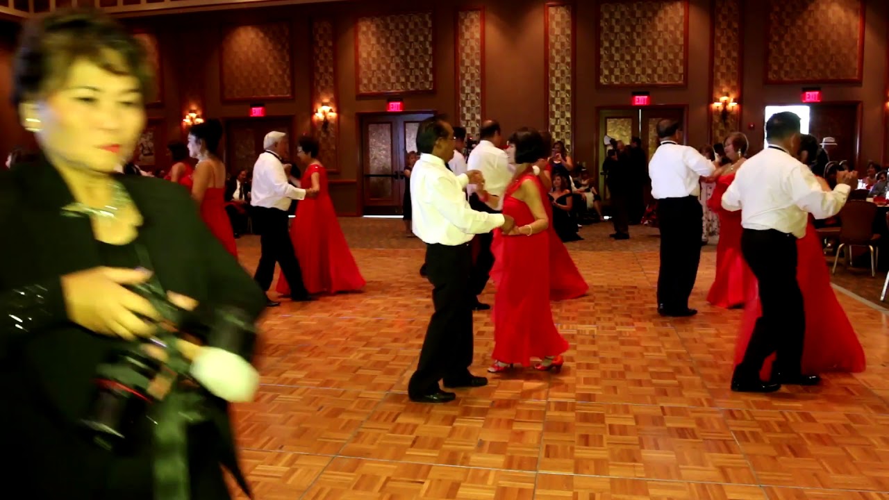 Waltz Line Dance - YouTube