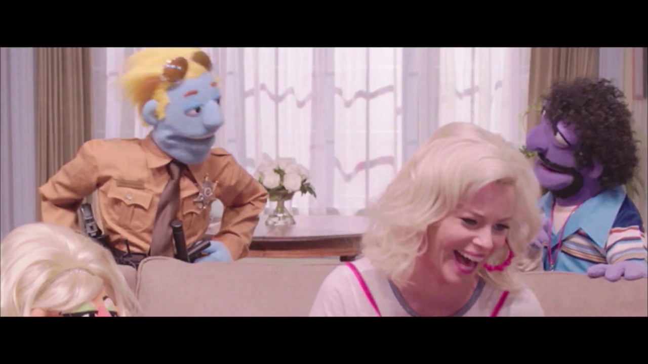 Exclusive - The Happytime Murders Gag Reel - YouTube