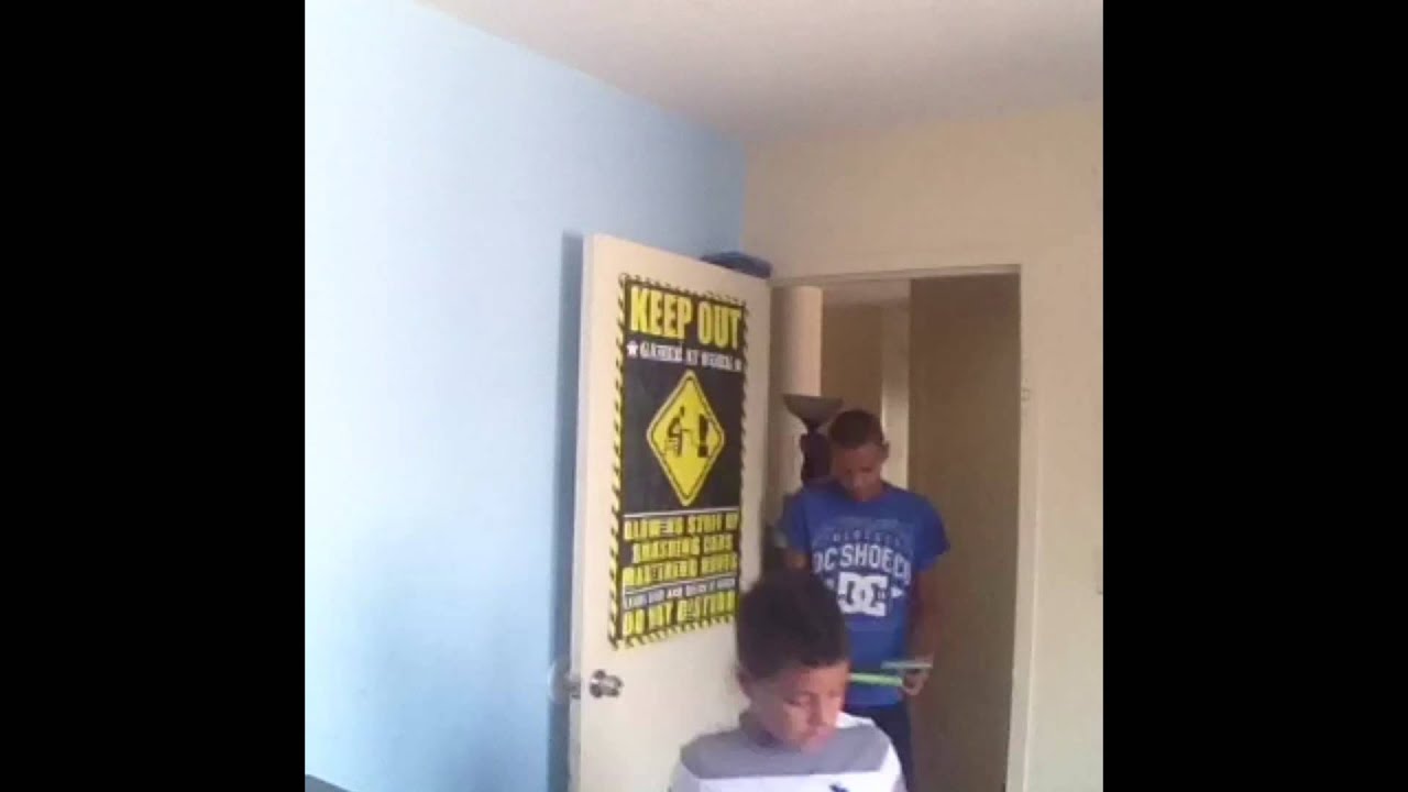 SWITCHING MY ROOM UP - YouTube