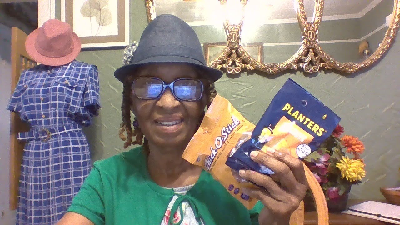 Dollar Tree Small Snack Haul / Honey Roasted Peanuts...Yummy! # ...