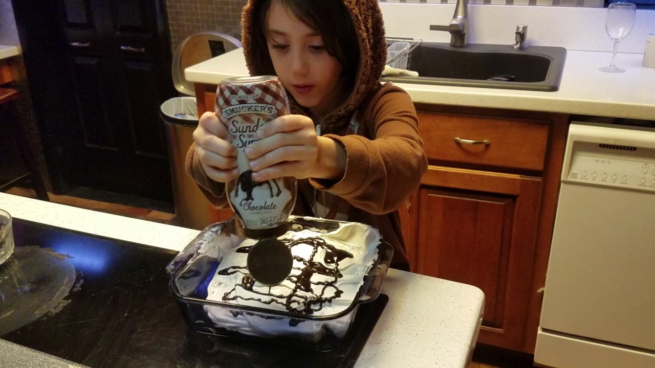 Landon's Ice Cream Sandwich Cake - YouTube