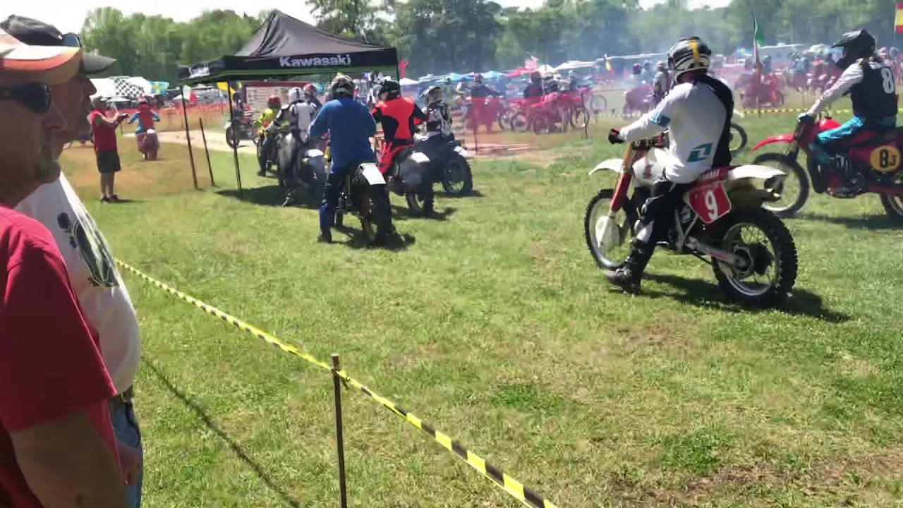 Mandatory Parade Lap Staging and Send off Diamond Don's 2019 XC - YouTube